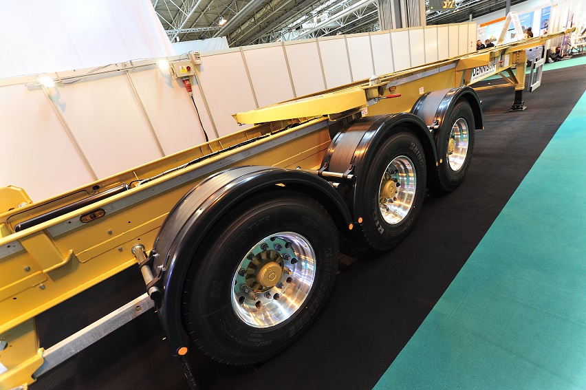 TWITTER COMPETITION: #SPOTADENNY - Dennison Trailers